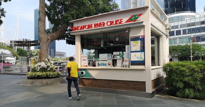 What You Need to Know About the Singapore River Bumboat Cruise ...